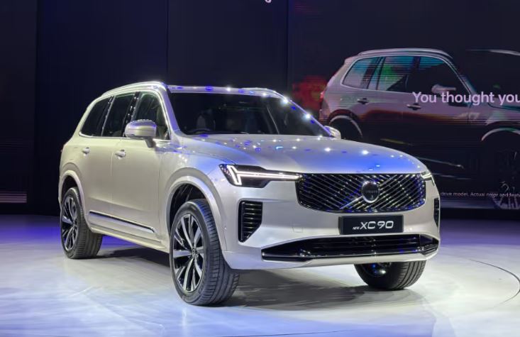 The Volvo XC90 tyre measures 275/45 R20